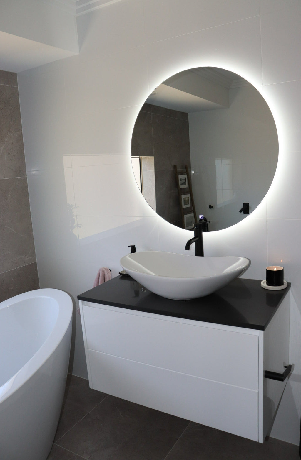 The Amalfi ~ (Simplistic edition) Single button – Invogue Mirrors
