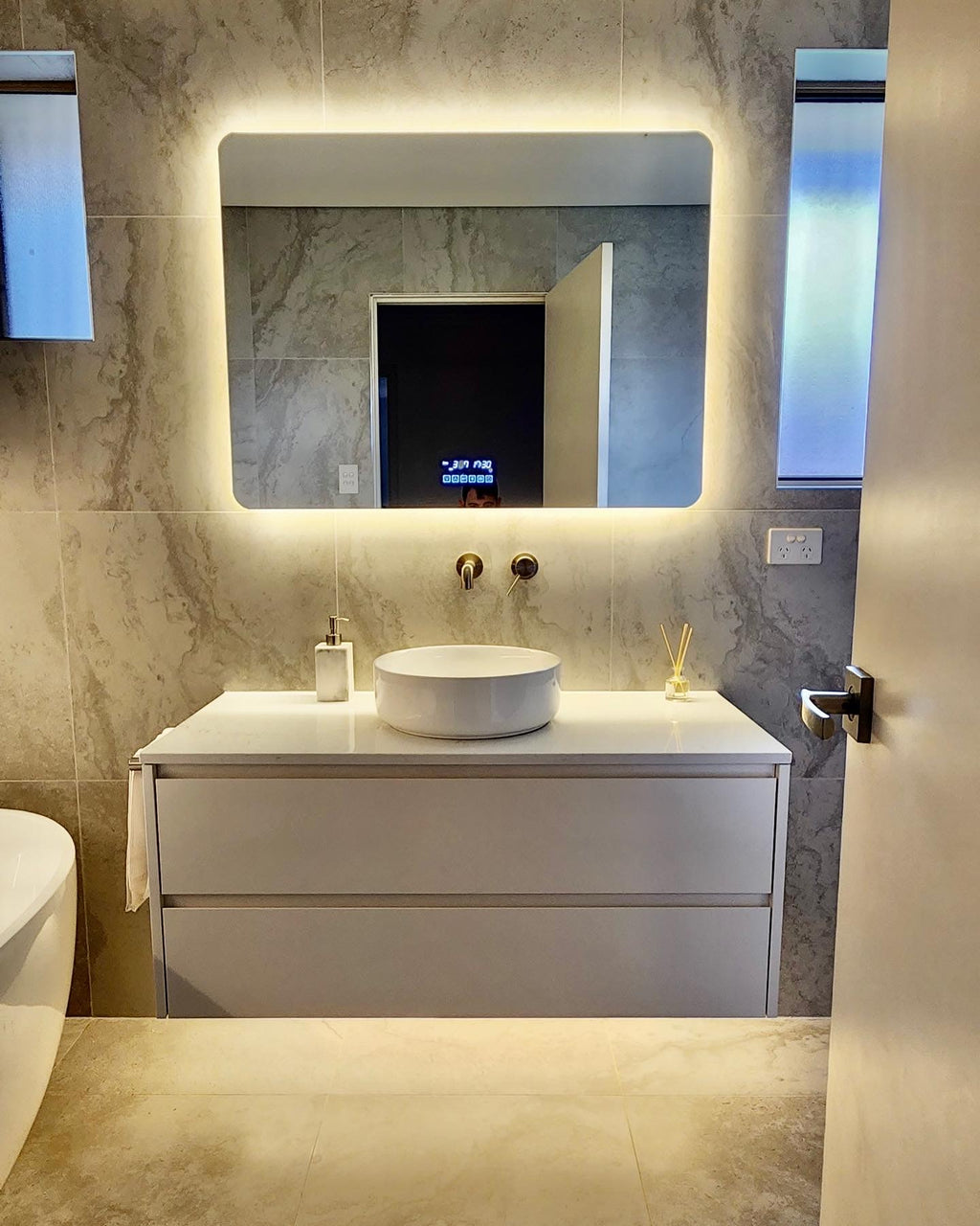 InVogue Mirrors | LED Bathroom Mirrors Australia